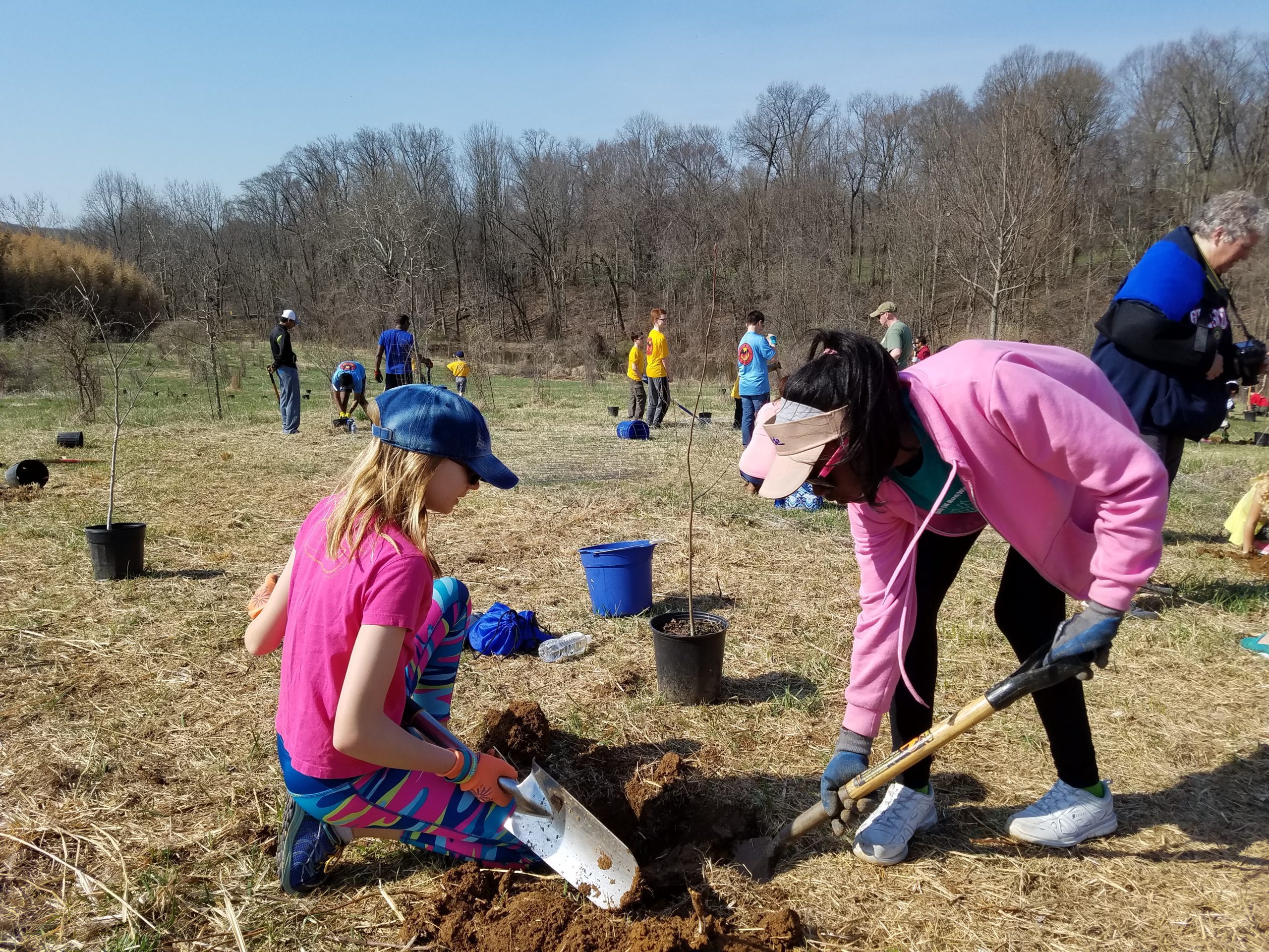 Middle Run Tree Planting - Delaware Nature Society